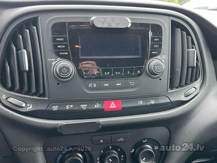 Grey Fiat Doblo 2015 in Tartu, with an engine capacity of 1.60 L and mileage of 122 thousand km for 7990 €, photo 13 on AUTOMOTO.COM.LV