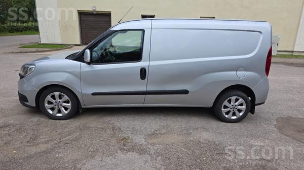 Grey Fiat Doblo 2016 in Jekabpils, with an engine capacity of 1.60 L and mileage of 328 thousand km for 5400 €, photo 5 on AUTOMOTO.COM.LV