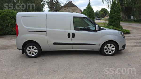 Grey Fiat Doblo 2016 in Jekabpils, with an engine capacity of 1.60 L and mileage of 328 thousand km for 5400 €, photo 7 on AUTOMOTO.COM.LV