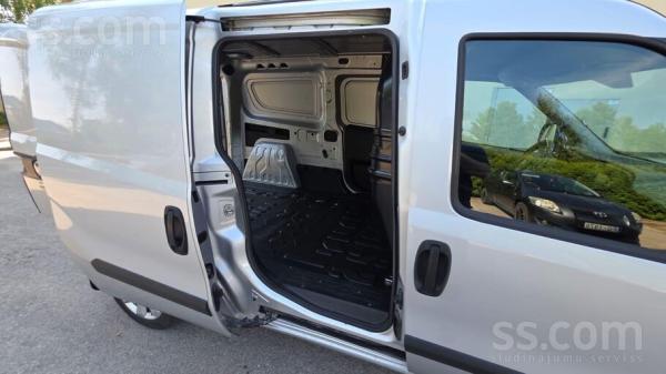 Grey Fiat Doblo 2016 in Jekabpils, with an engine capacity of 1.60 L and mileage of 328 thousand km for 5400 €, photo 10 on AUTOMOTO.COM.LV