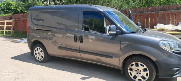 Pelēks Fiat Doblo 2016 Viļņa, ar dzinēja tilpumu 1.60 L un nobraukumu 275 tūkst. km par 3100 €, foto 4 vietnē AUTOMOTO.COM.LV