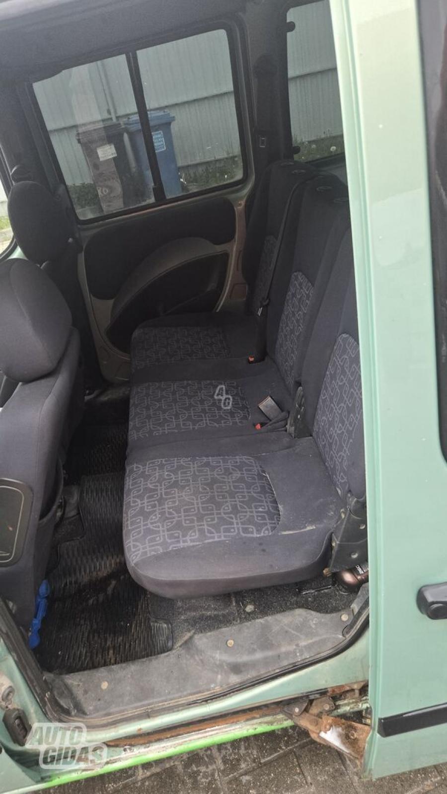 Fiat Doblo 2005 in Prienai, with an engine capacity of 1.90 L and mileage of 379 thousand km for 950 €, photo 10 on AUTOMOTO.COM.LV