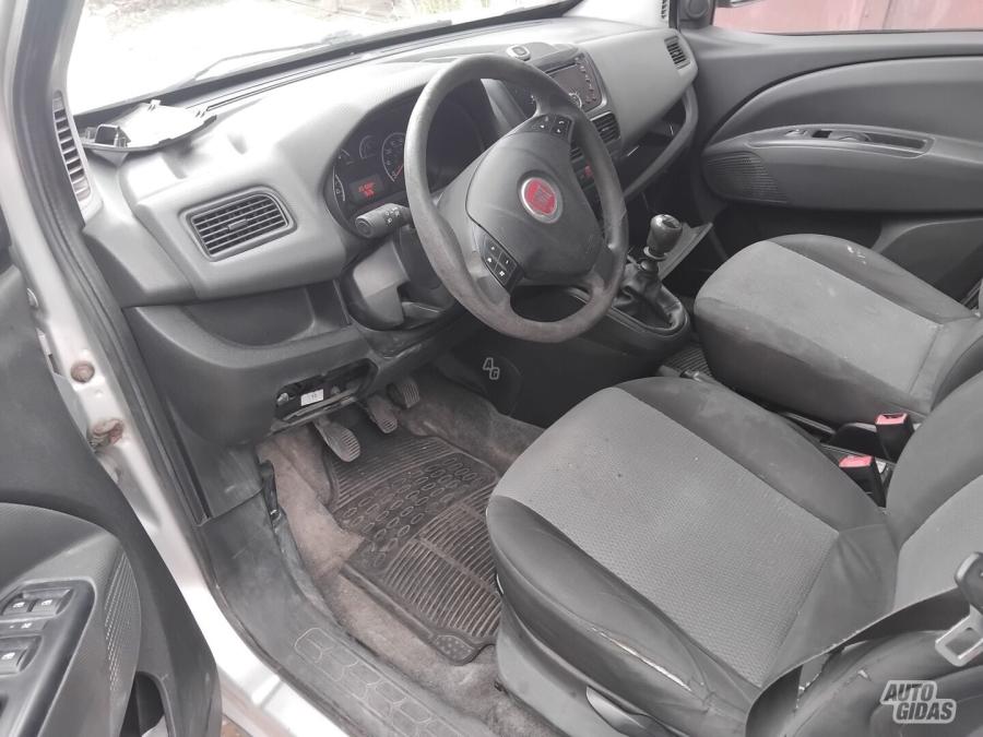 Fiat Doblo 2011 in Kaunas, with an engine capacity of 1.60 L and mileage of 236 thousand km for 1000 €, photo 3 on AUTOMOTO.COM.LV