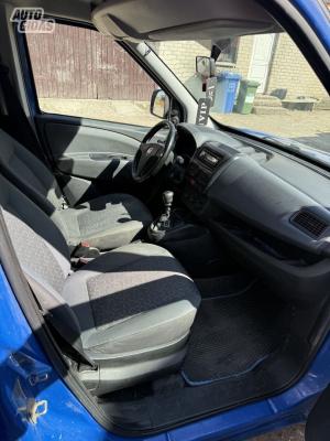 Fiat Doblo 2012 in Marijampole, with an engine capacity of 1.60 L and mileage of 420 thousand km for 1300 €, photo 7 on AUTOMOTO.COM.LV