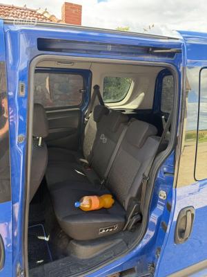 Fiat Doblo 2012 in Marijampole, with an engine capacity of 1.60 L and mileage of 420 thousand km for 1300 €, photo 9 on AUTOMOTO.COM.LV