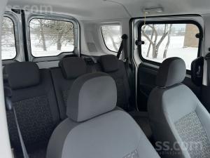 Fiat Doblo 2014 Gulbene, ar dzinēja tilpumu 1.30 L un nobraukumu 165 tūkst. km par 3450 €, foto 15 vietnē AUTOMOTO.COM.LV