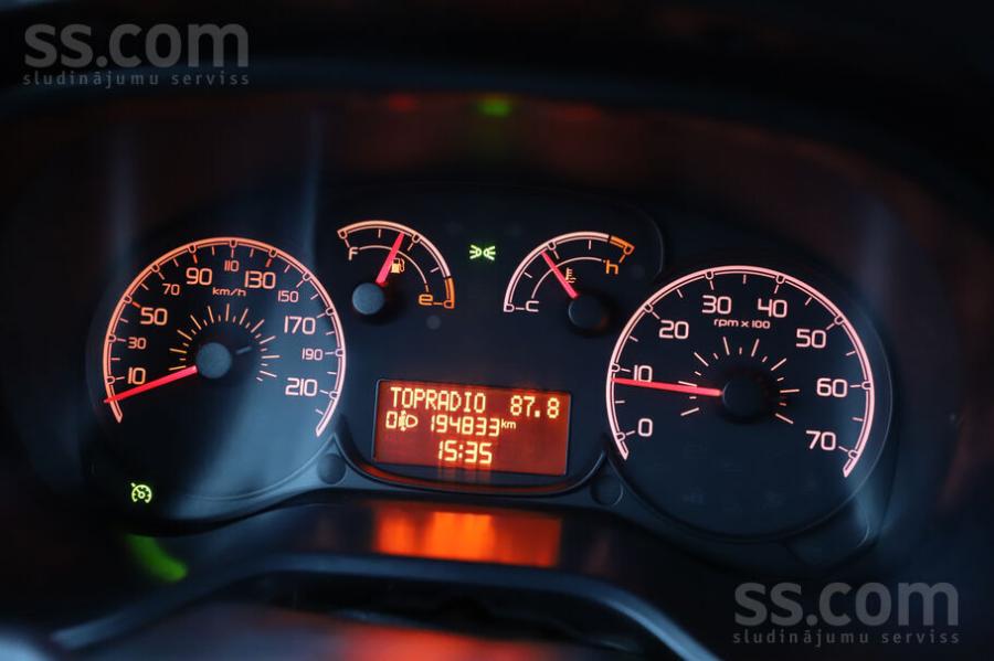 Fiat Doblo 2014 in Tukums, with an engine capacity of 1.30 L and mileage of 195 thousand km for 3990 €, photo 14 on AUTOMOTO.COM.LV