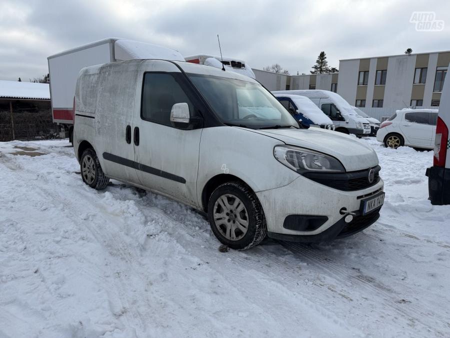 Fiat Doblo 2016 in Sakiai, with an engine capacity of 1.20 L and mileage of 303 thousand km for 2500 €, photo 1 on AUTOMOTO.COM.LV