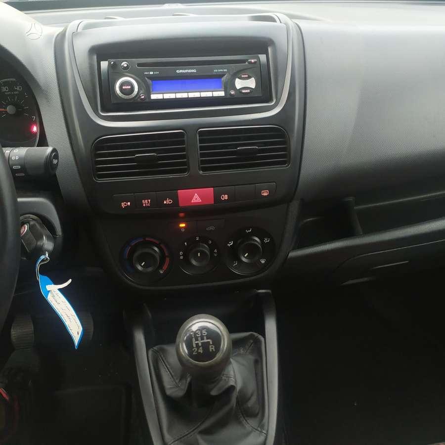 Red Fiat Doblo 2013 in Birzai, with an engine capacity of 1.37 L and mileage of 214 thousand km for 3650 €, photo 5 on AUTOMOTO.COM.LV