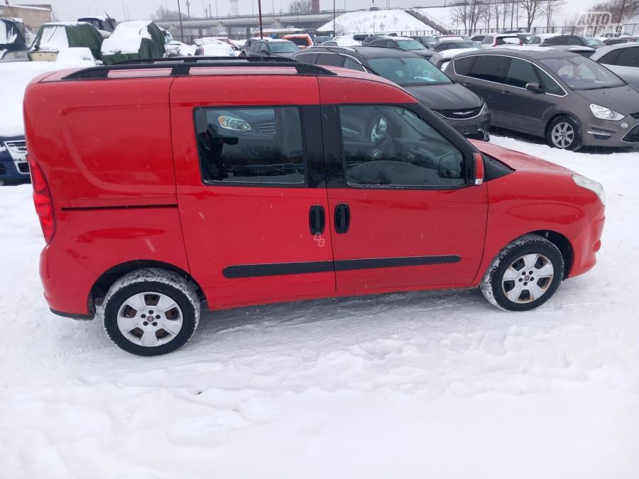 Sarkans Fiat Doblo 2014 Klaipėda, ar dzinēja tilpumu 1.60 L un nobraukumu 243 tūkst. km par 3800 €, foto 5 vietnē AUTOMOTO.COM.LV