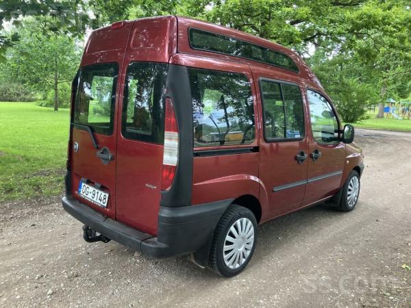 Red Fiat Doblo 2006 in Jelgava, with an engine capacity of 1.30 L and mileage of 251 thousand km for 1850 €, photo 8 on AUTOMOTO.COM.LV