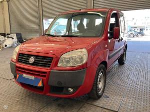 Sarkans Fiat Doblo 2009 Viļņa, ar dzinēja tilpumu 1.37 L un nobraukumu 227 tūkst. km par 2400 €, foto  vietnē AUTOMOTO.COM.LV