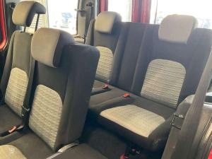 Red Fiat Doblo 2009 in Vilnius, with an engine capacity of 1.37 L and mileage of 227 thousand km for 2400 €, photo 5 on AUTOMOTO.COM.LV