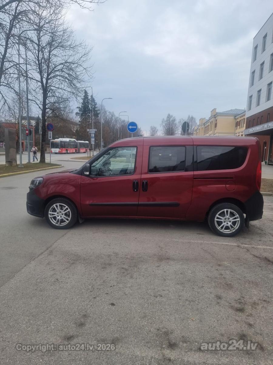 Red Fiat Doblo 2020 in Tartu, with an engine capacity of 1.60 L and mileage of 100 thousand km for 10000 €, photo 4 on AUTOMOTO.COM.LV