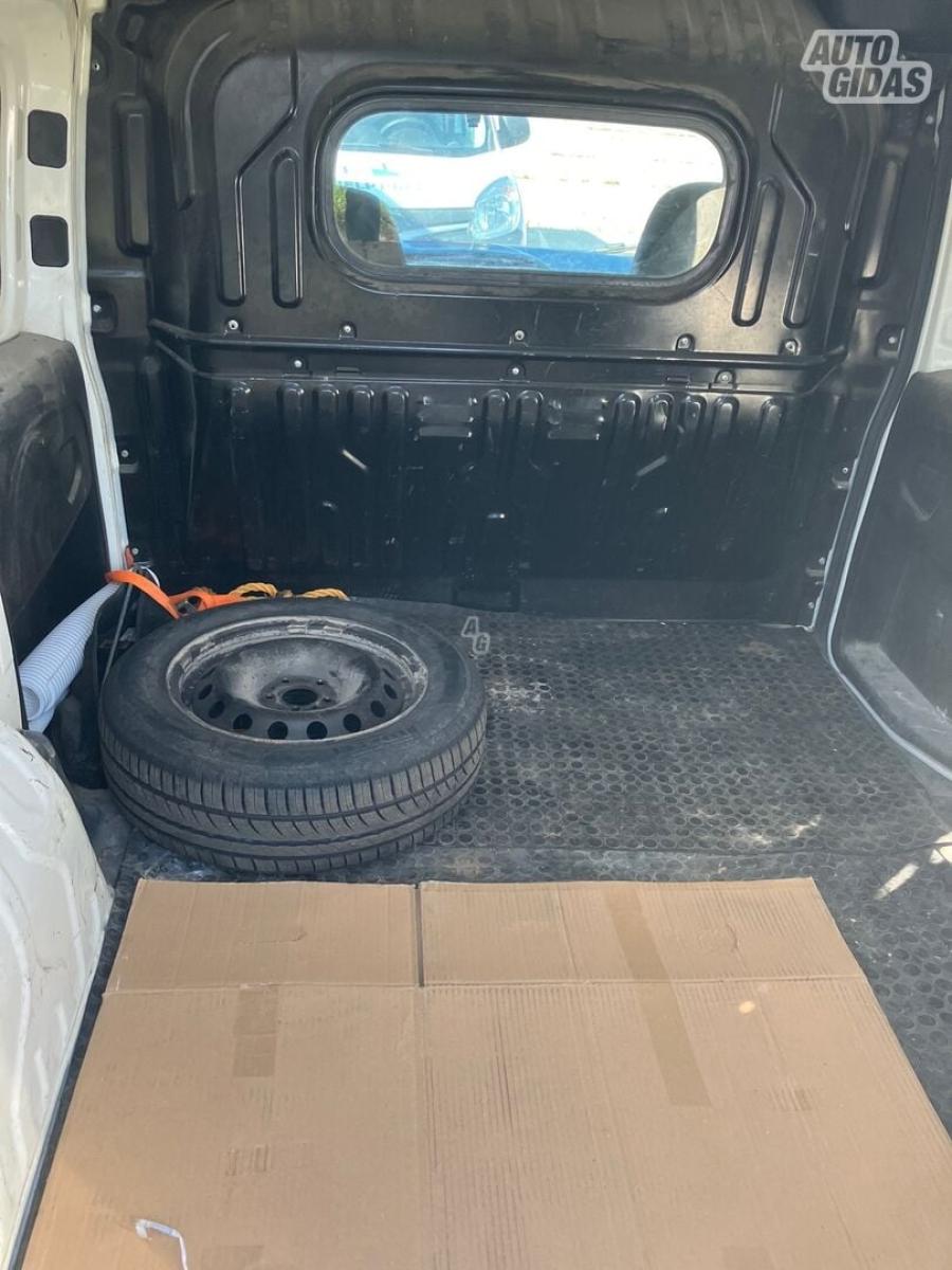 Fiat Doblo 2017 in Vilnius, with an engine capacity of 1.30 L and mileage of 217 thousand km for 3200 €, photo 7 on AUTOMOTO.COM.LV