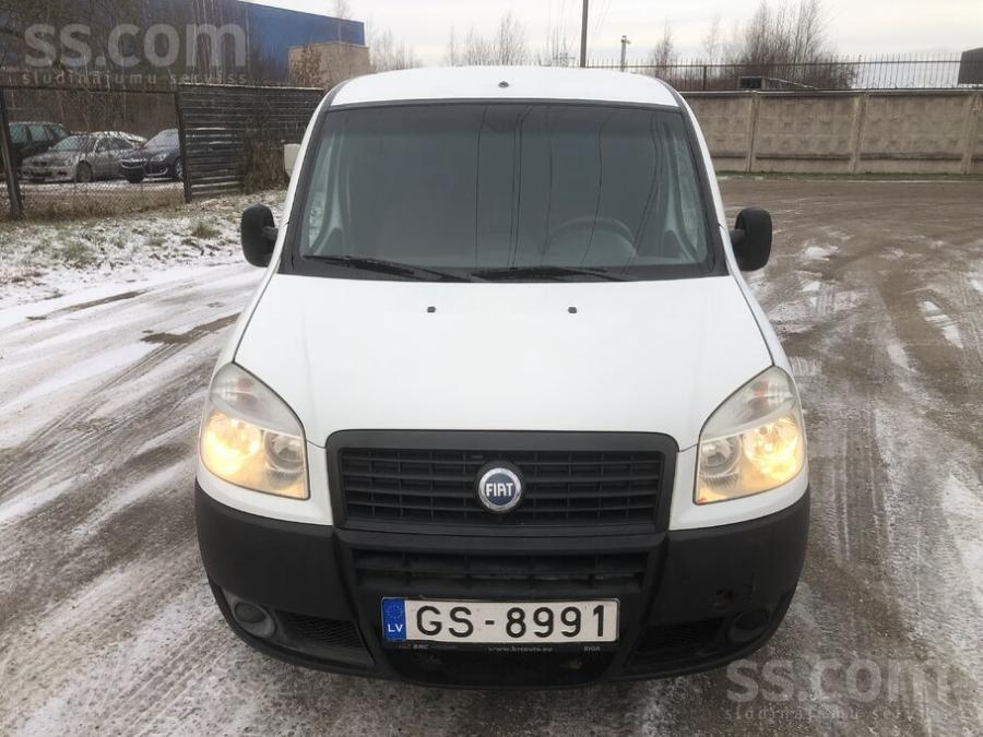 Balts Fiat Doblo 2007 Ogre, ar dzinēja tilpumu 1.90 L un nobraukumu 401 tūkst. km par 2050 €, foto 1 vietnē AUTOMOTO.COM.LV
