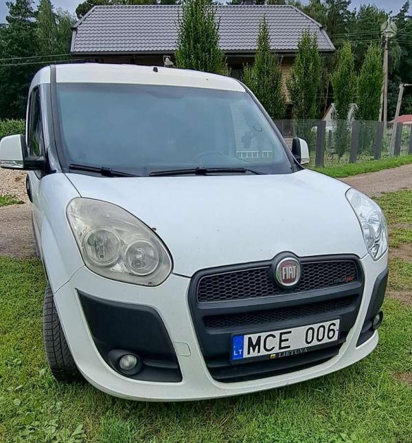 Balts Fiat Doblo 2011 Kauņa, ar dzinēja tilpumu 1.60 L un nobraukumu 402 tūkst. km par 2200 €, foto 4 vietnē AUTOMOTO.COM.LV