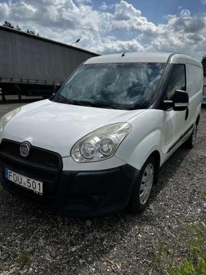 Balts Fiat Doblo 2011 Viļņa, ar dzinēja tilpumu 1.60 L un nobraukumu 270 tūkst. km par 2600 €, foto  vietnē AUTOMOTO.COM.LV