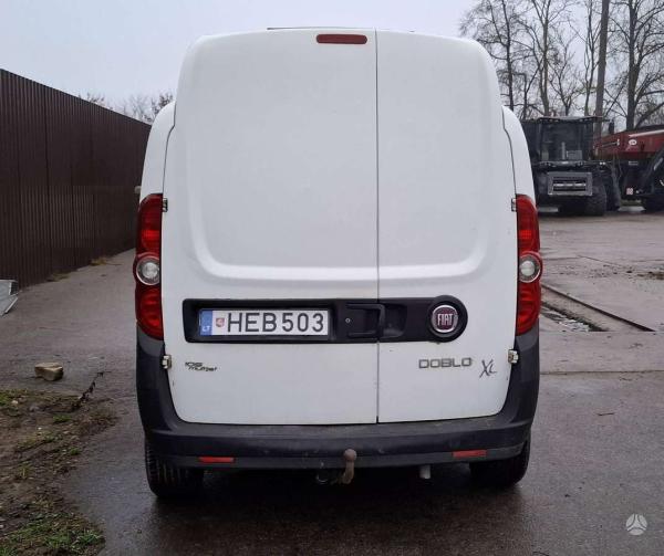 Balts Fiat Doblo 2014 Kuršėnai, ar dzinēja tilpumu 1.60 L un nobraukumu 401 tūkst. km par 2500 €, foto 6 vietnē AUTOMOTO.COM.LV