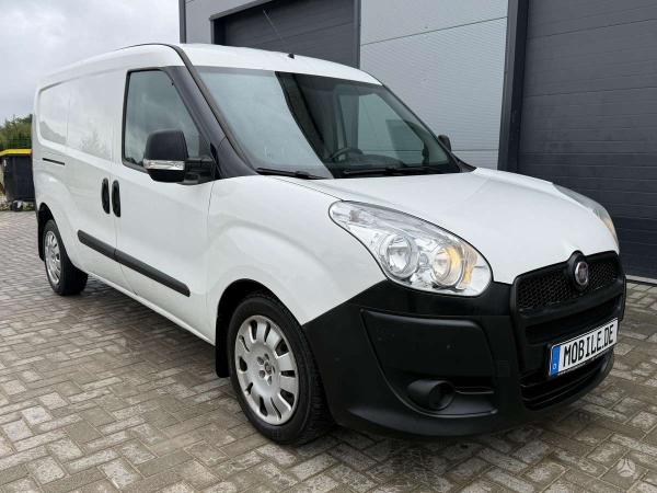 White Fiat Doblo 2014 in Vilnius, with an engine capacity of 1.60 L and mileage of 257 thousand km for 4900 €, photo 1 on AUTOMOTO.COM.LV