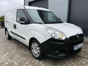 White Fiat Doblo 2014 in Vilnius, with an engine capacity of 1.60 L and mileage of 257 thousand km for 4900 €, photo  on AUTOMOTO.COM.LV
