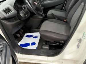 White Fiat Doblo 2014 in Vilnius, with an engine capacity of 1.60 L and mileage of 257 thousand km for 4900 €, photo 10 on AUTOMOTO.COM.LV