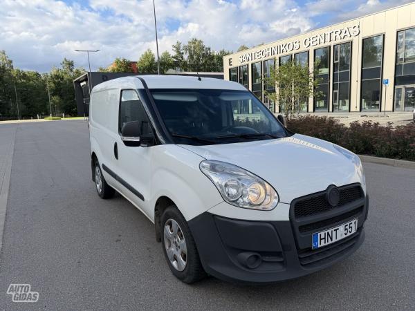 Balts Fiat Doblo 2015 Viļņa, ar dzinēja tilpumu 1.60 L un nobraukumu 177 tūkst. km par 2550 €, foto 3 vietnē AUTOMOTO.COM.LV