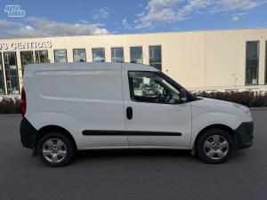 White Fiat Doblo 2015 in Vilnius, with an engine capacity of 1.60 L and mileage of 177 thousand km for 2550 €, photo 5 on AUTOMOTO.COM.LV