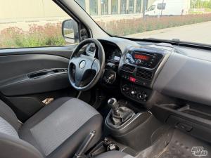 White Fiat Doblo 2015 in Vilnius, with an engine capacity of 1.60 L and mileage of 177 thousand km for 2550 €, photo 16 on AUTOMOTO.COM.LV