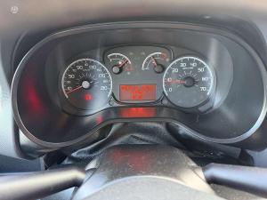 White Fiat Doblo 2015 in Vilnius, with an engine capacity of 1.60 L and mileage of 177 thousand km for 2550 €, photo 18 on AUTOMOTO.COM.LV