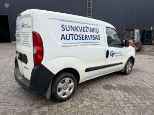 White Fiat Doblo 2015 in Klaipeda, with an engine capacity of 1.25 L and mileage of 180 thousand km for 1500 €, photo 6 on AUTOMOTO.COM.LV