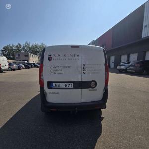 White Fiat Doblo 2016 in Kaunas, with an engine capacity of 1.60 L and mileage of 284 thousand km for 4200 €, photo 5 on AUTOMOTO.COM.LV