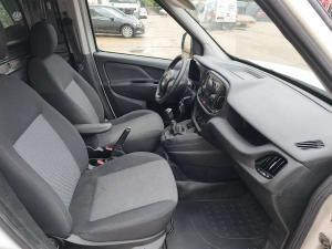 White Fiat Doblo 2016 in Kaunas, with an engine capacity of 1.25 L and mileage of 203 thousand km for 1700 €, photo 8 on AUTOMOTO.COM.LV