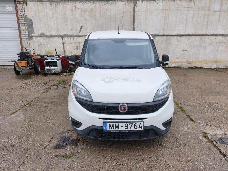 White Fiat Doblo 2016 in Kaunas, with an engine capacity of 1.25 L and mileage of 203 thousand km for 1700 €, photo 12 on AUTOMOTO.COM.LV