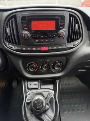White Fiat Doblo 2018 in Kaunas, with an engine capacity of 1.60 L and mileage of 146 thousand km for 9800 €, photo 16 on AUTOMOTO.COM.LV
