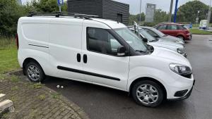 White Fiat Doblo 2019 in Vilnius, with an engine capacity of 1.60 L and mileage of 239 thousand km for 6050 €, photo 3 on AUTOMOTO.COM.LV