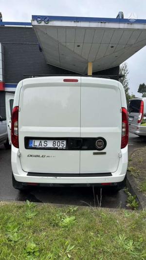 White Fiat Doblo 2019 in Vilnius, with an engine capacity of 1.60 L and mileage of 239 thousand km for 6050 €, photo 8 on AUTOMOTO.COM.LV