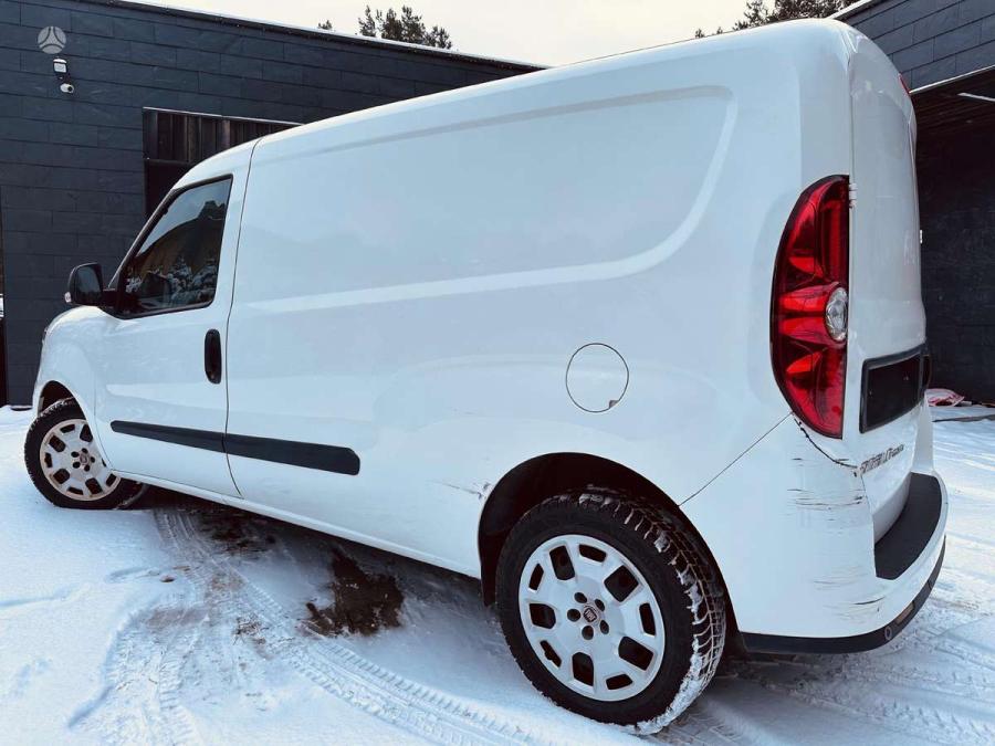 Balts Fiat Doblo 2022 Viļņa, ar dzinēja tilpumu 1.25 L un nobraukumu 91 tūkst. km par 8900 €, foto 7 vietnē AUTOMOTO.COM.LV