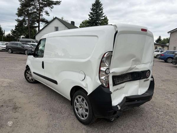 White Fiat Doblo 2023 in Kelme, with an engine capacity of 1.60 L and mileage of 142 thousand km for 7800 €, photo 4 on AUTOMOTO.COM.LV