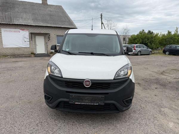 White Fiat Doblo 2023 in Kelme, with an engine capacity of 1.60 L and mileage of 142 thousand km for 7800 €, photo 5 on AUTOMOTO.COM.LV