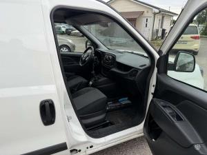 White Fiat Doblo 2023 in Kelme, with an engine capacity of 1.60 L and mileage of 142 thousand km for 7800 €, photo 12 on AUTOMOTO.COM.LV