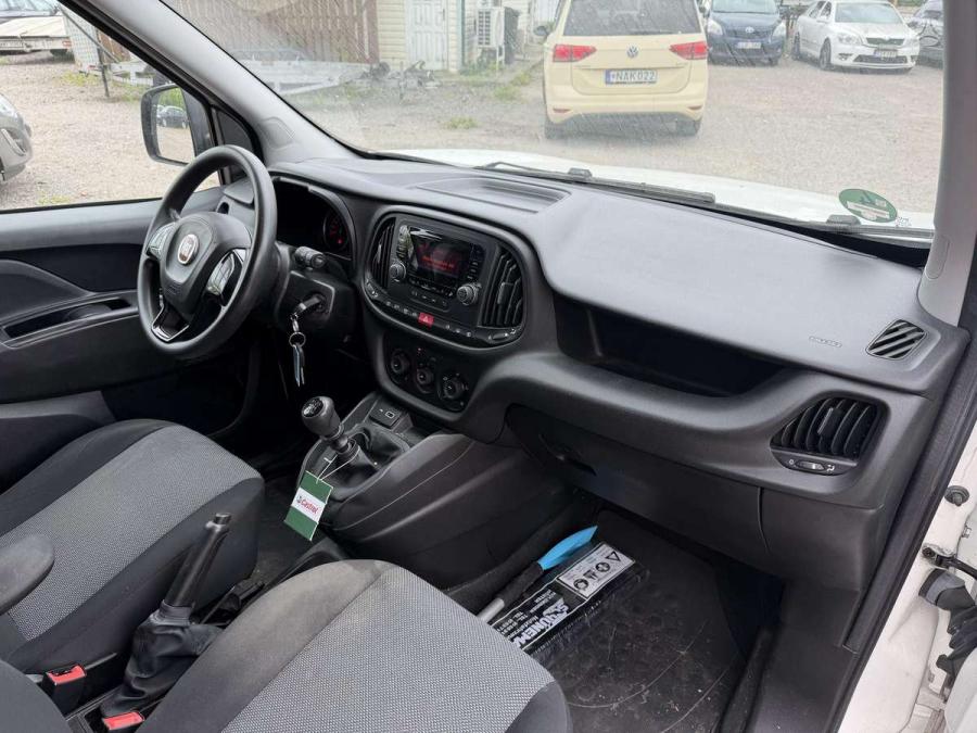 White Fiat Doblo 2023 in Kelme, with an engine capacity of 1.60 L and mileage of 142 thousand km for 7800 €, photo 13 on AUTOMOTO.COM.LV