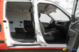 White Fiat Doblo 2023 in Vilnius, with an engine capacity of 1.60 L and mileage of 27 thousand km for 17950 €, photo 16 on AUTOMOTO.COM.LV
