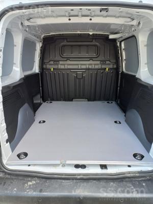 Balts Fiat Doblo 2025 Bauska, ar dzinēja tilpumu 1.50 L un nobraukumu 3 tūkst. km par 19965 €, foto 5 vietnē AUTOMOTO.COM.LV