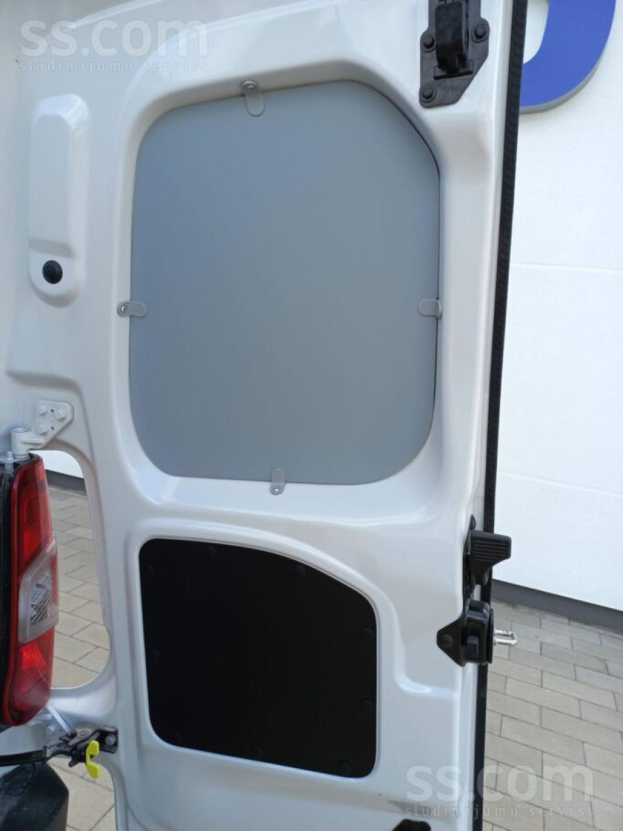 Balts Fiat Doblo 2025 Bauska, ar dzinēja tilpumu 1.50 L un nobraukumu 3 tūkst. km par 19965 €, foto 8 vietnē AUTOMOTO.COM.LV