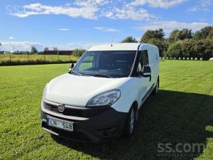 White Fiat Doblo 2015 in Riga, with an engine capacity of 1.60 L and mileage of 210 thousand km for 3500 €, photo 1 on AUTOMOTO.COM.LV