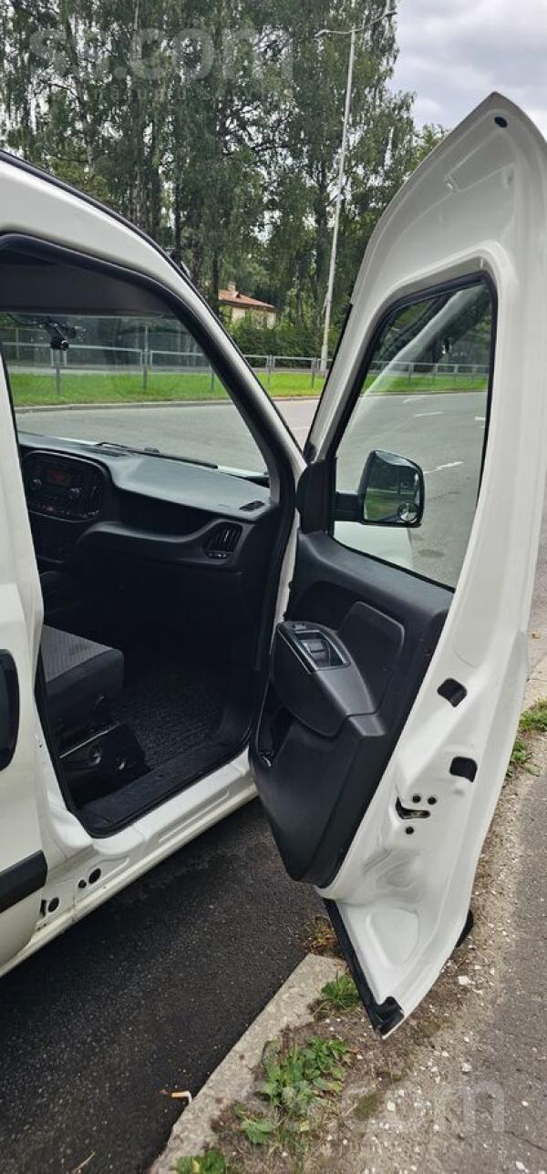 Balts Fiat Doblo 2018 Rīga, ar dzinēja tilpumu 1.30 L un nobraukumu 249 tūkst. km par 5300 €, foto 6 vietnē AUTOMOTO.COM.LV