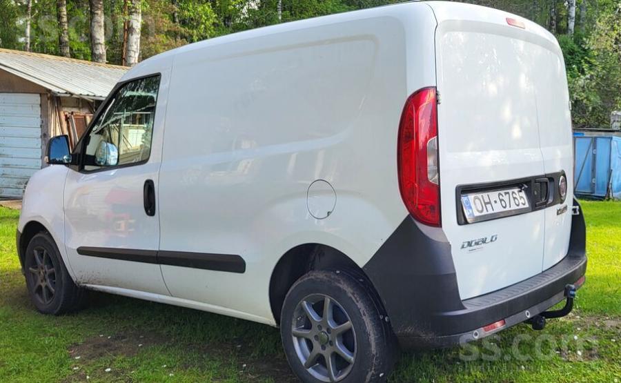 Balts Fiat Doblo 2019 Rīga, ar dzinēja tilpumu 1.30 L un nobraukumu 180 tūkst. km par 6200 €, foto 4 vietnē AUTOMOTO.COM.LV