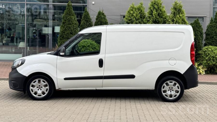 White Fiat Doblo 2021 in Riga, with an engine capacity of 1.60 L and mileage of 232 thousand km for 5200 €, photo 7 on AUTOMOTO.COM.LV