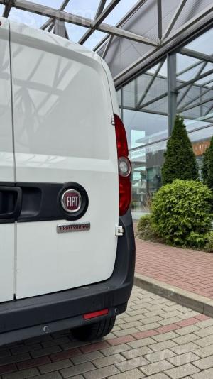 White Fiat Doblo 2021 in Riga, with an engine capacity of 1.60 L and mileage of 232 thousand km for 5200 €, photo 9 on AUTOMOTO.COM.LV